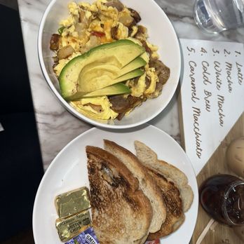 JOJO COFFEEHOUSE BREAKFAST & BRUNCH - Updated June 2024 - 1947 Photos ...