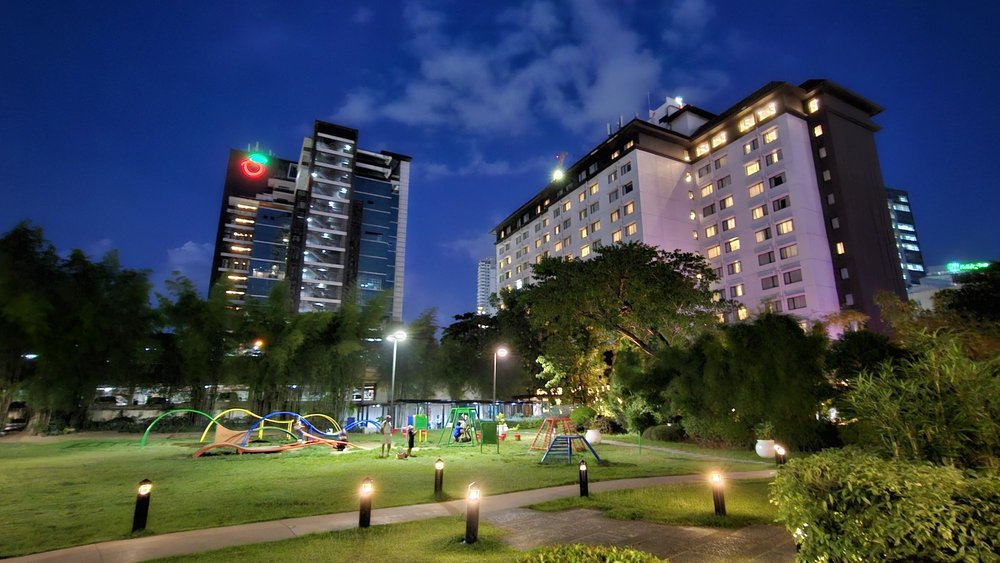 AYALA CENTER CEBU - 136 Photos & 19 Reviews - Cardinal Rosales Avenue ...