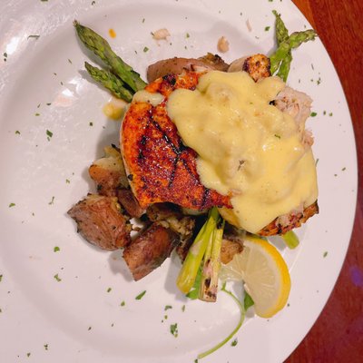 MIDDLE GROUNDS GRILL - Updated September 2025 - 565 Photos & 919 ...