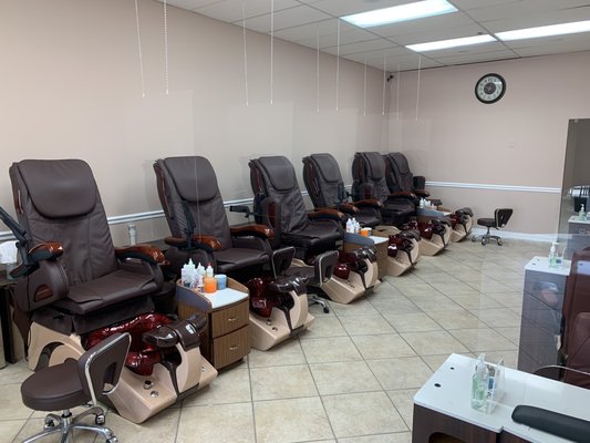 PRO NAILS - Updated January 2026 - 59 Photos & 26 Reviews - 4704 ...