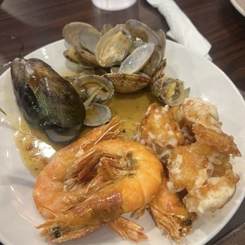 NEWARK BUFFET - Updated April 2025 - 866 Photos & 846 Reviews - 35201 ...