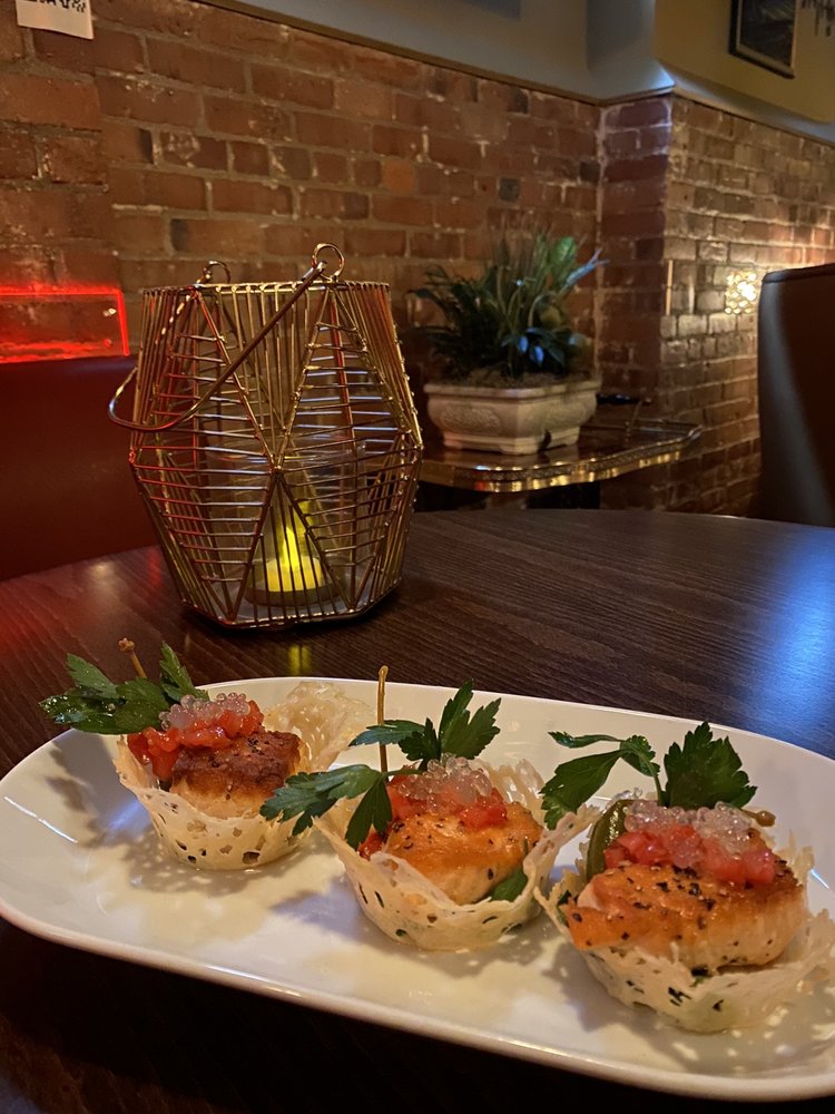 NEEDLE & THREAD - 71 Photos & 44 Reviews - 45 Peck St, Providence, RI ...