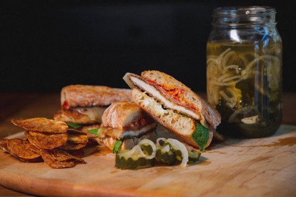 CRUST KITCHEN & BAR - Updated July 2025 - 35 Photos & 38 Reviews - 86 ...