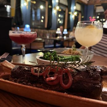 MORELLA - Updated April 2025 - 383 Photos & 95 Reviews - 2001 Chestnut ...