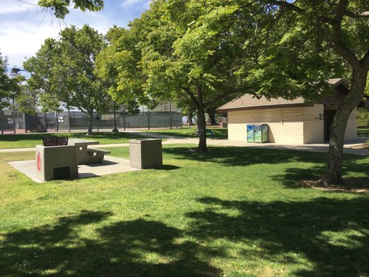 RONALD REAGAN PARK - Updated May 2025 - 14 Photos - 2201 Peaceful Hills ...