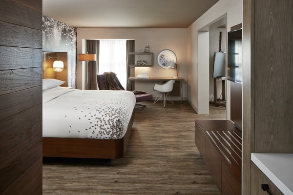 THE DEL MONTE LODGE RENAISSANCE ROCHESTER HOTEL & SPA - Updated October ...