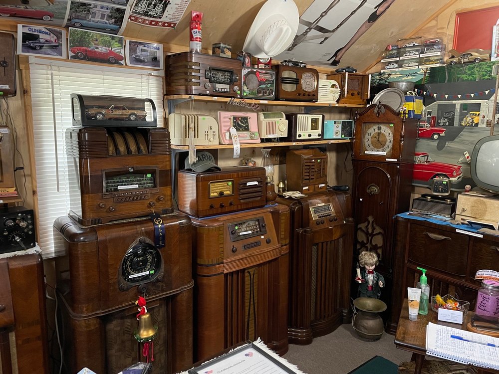 RONS ANTIQUE RADIOS MUSEUM - Updated May 2025 - 10 Photos - 5719 ...