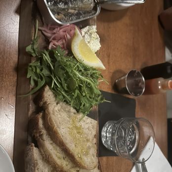 SAILOR OYSTER BAR - Updated September 2025 - 302 Photos & 296 Reviews ...