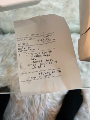 WINGNUTS - Updated August 2024 - 41 Photos & 147 Reviews - 768 Marietta ...