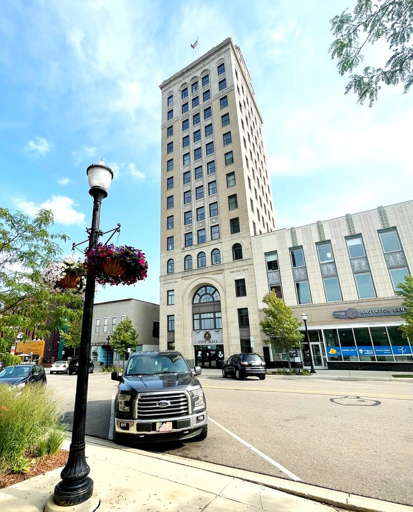 DOWNTOWN JACKSON - Updated July 2025 - 33 Photos - 160 W. Cortland St ...