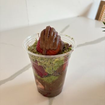 LUNE CAFE - Updated June 2025 - 228 Photos & 140 Reviews - 107 1st Ave ...