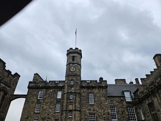 EDINBURGH CASTLE GIFT SHOP - Updated December 2025 - 10 Reviews ...