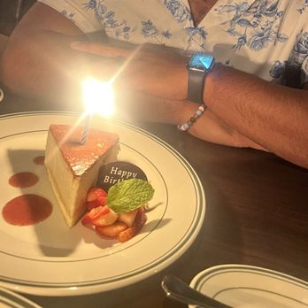 THE MERCER - Updated September 2025 - 148 Photos & 26 Reviews - 2525 E ...