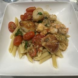 VICTORS ITALIAN CUISINE - Updated October 2025 - 28 Photos & 40 Reviews ...