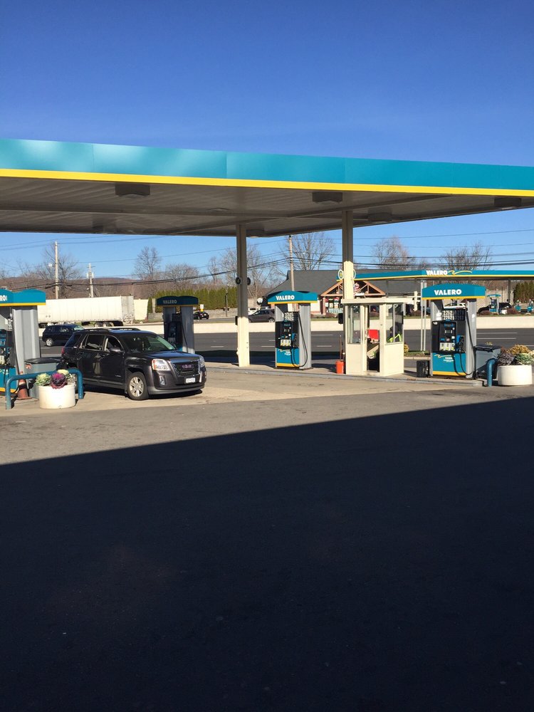 VALERO GAS STATION - Updated January 2026 - 11 Reviews - 193 State Rt ...