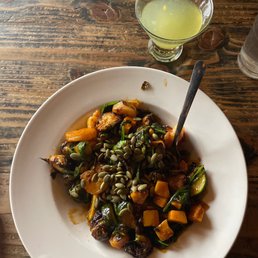 PERFECT PEAR BISTRO - Updated October 2025 - 713 Photos & 1011 Reviews ...