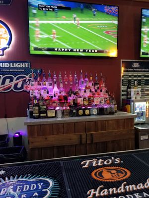 76 BAR & KITCHEN - Updated December 2024 - 55 Photos & 34 Reviews - 400 ...