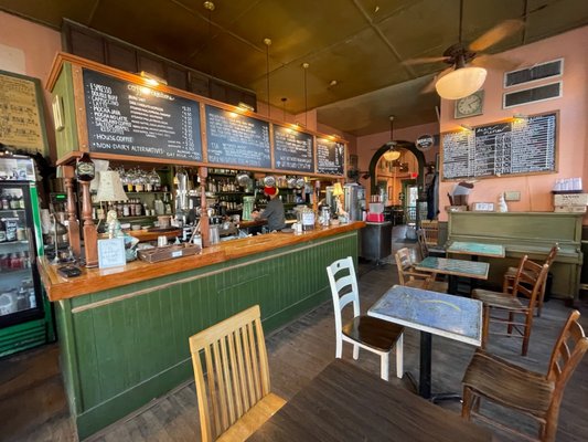 HIGHLAND COFFEE HOUSE - Updated December 2025 - 96 Photos & 158 Reviews ...