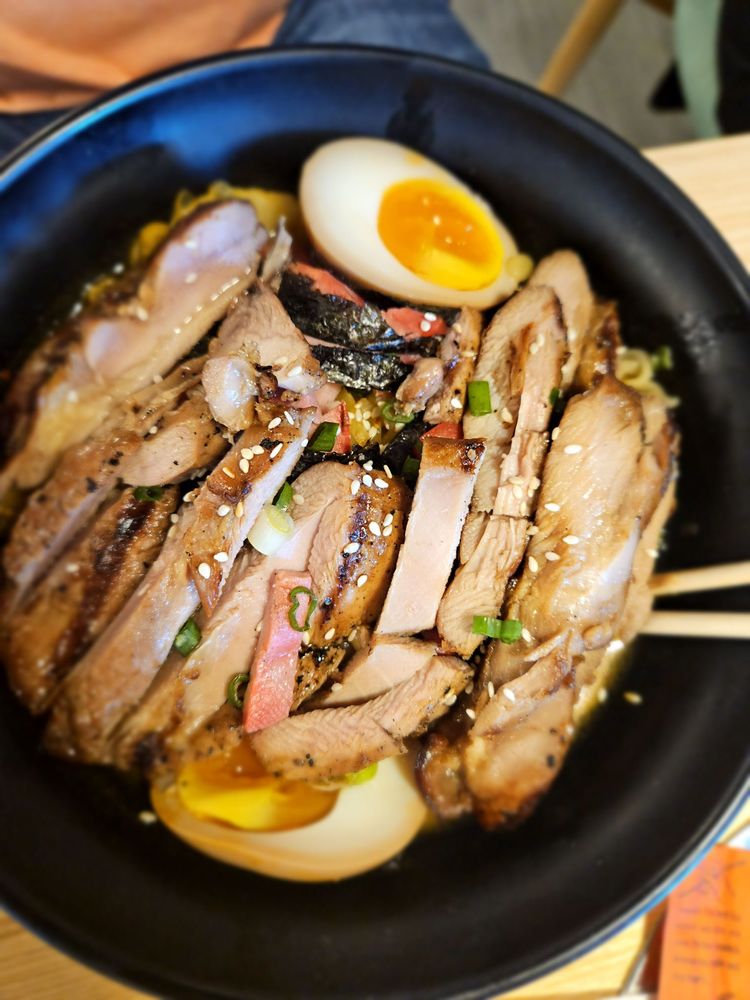 HULA POT - Updated July 2025 - 71 Photos & 91 Reviews - 113 N 4th St ...