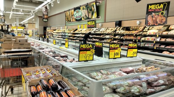 CUB - MINNETONKA - Updated December 2025 - 303 Photos & 21 Reviews ...