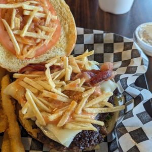 THE SHERIFF BURGER - 88 Photos & 76 Reviews - 1020 NE Main St ...