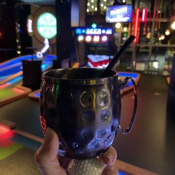 PUTTSHACK - BOSTON - Updated October 2025 - 444 Photos & 251 Reviews - 58 Pier 4 Blvd, Boston ...