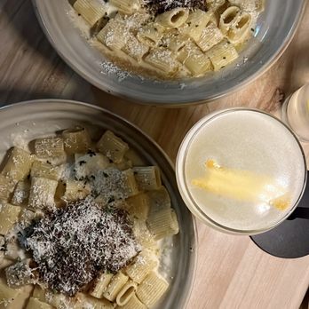 VIOLI - Updated July 2025 - 750 Photos & 296 Reviews - 260 Oakbrook Ctr ...