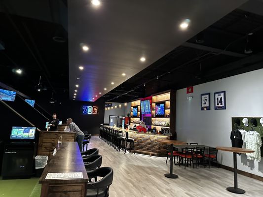 GIMME GOLF GOLF SIMULATORS & SPORTS BAR - Updated October 2025 - 4309 ...