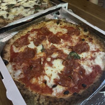 SIGNORA PIZZA - Updated September 2025 - 67 Photos & 24 Reviews - 9915 ...