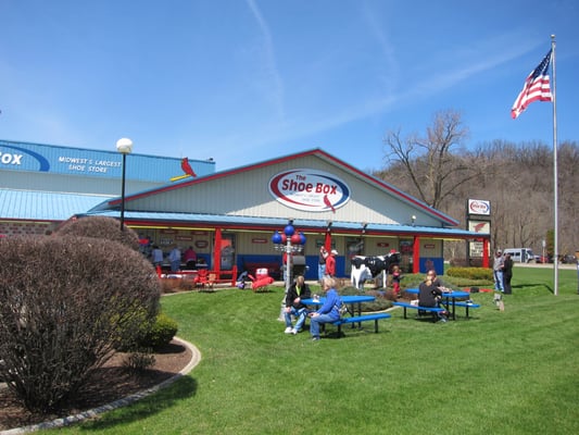 THE SHOE BOX - 34 Photos & 89 Reviews - 1314 Canal St, Black Earth, WI ...