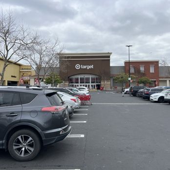 TARGET - Updated December 2025 - 184 Photos & 292 Reviews - 15555 E ...