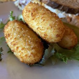 CREW - Updated December 2025 - 306 Photos & 467 Reviews - 2290 South Rd ...