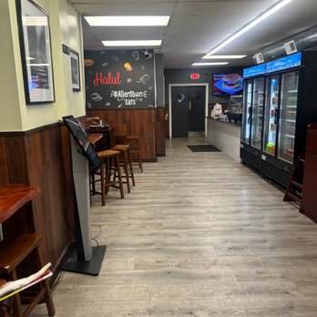 CRISPY HALAL - Updated March 2025 - 55 Photos & 52 Reviews - 514 N 7th ...