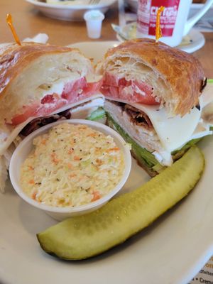 ROUND THE CLOCK DINER EAST - Updated November 2024 - 33 Photos & 72 ...