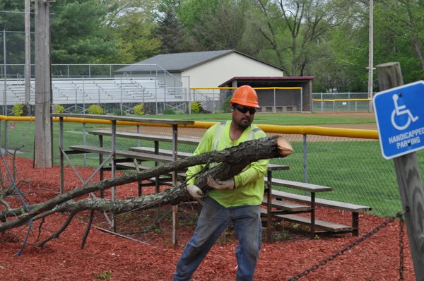 KACHUR TREE SERVICE - Updated December 2025 - 45 Photos - 316 Fulkerson ...