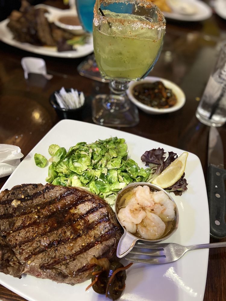 EDGE OF TEXAS STEAKHOUSE AND SALOON - Updated June 2024 - 198 Photos ...