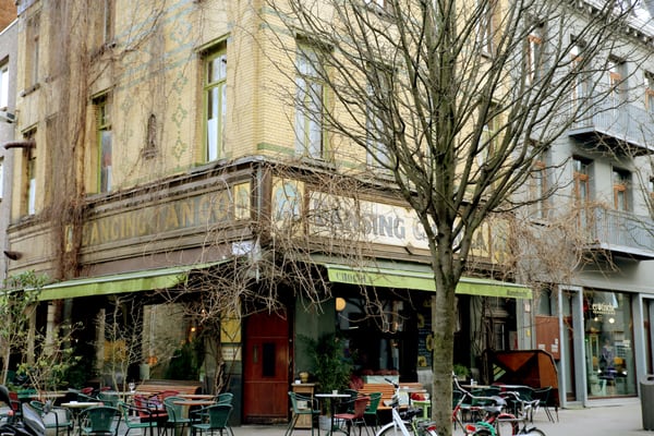 DANSING CHOCOLA - Updated December 2025 - 46 Photos & 39 Reviews ...