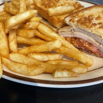 PETE’S KITCHEN - Updated February 2025 - 588 Photos & 915 Reviews ...