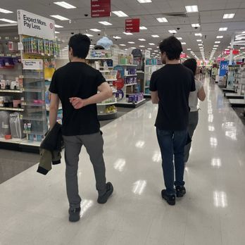 TARGET - Updated December 2025 - 137 Photos & 54 Reviews - 1575 Niagara ...