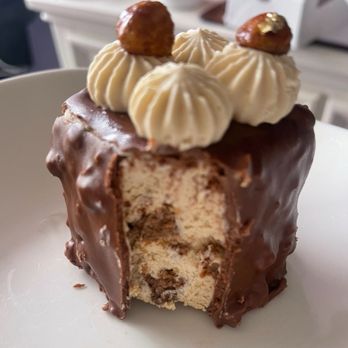 PATISSERIE BY SIMONE - Updated March 2024 - 51 Photos & 29 Reviews ...