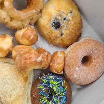 DONUT & MUFFIN FACTORY - Updated October 2025 - 78 Photos & 228 Reviews ...