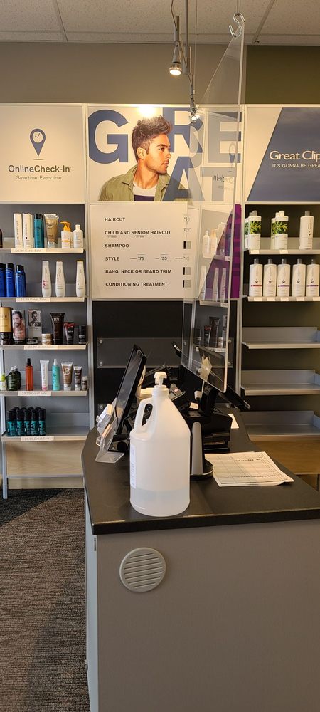 GREAT CLIPS - Updated March 2025 - 20 Photos & 67 Reviews - 28948 ...