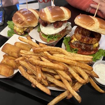 BOBA BURGER - Updated October 2025 - 993 Photos & 881 Reviews - 8530 ...