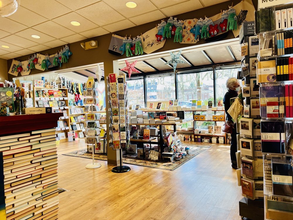 NEWTONVILLE BOOKS - Updated August 2024 - 31 Photos & 46 Reviews - 10 ...