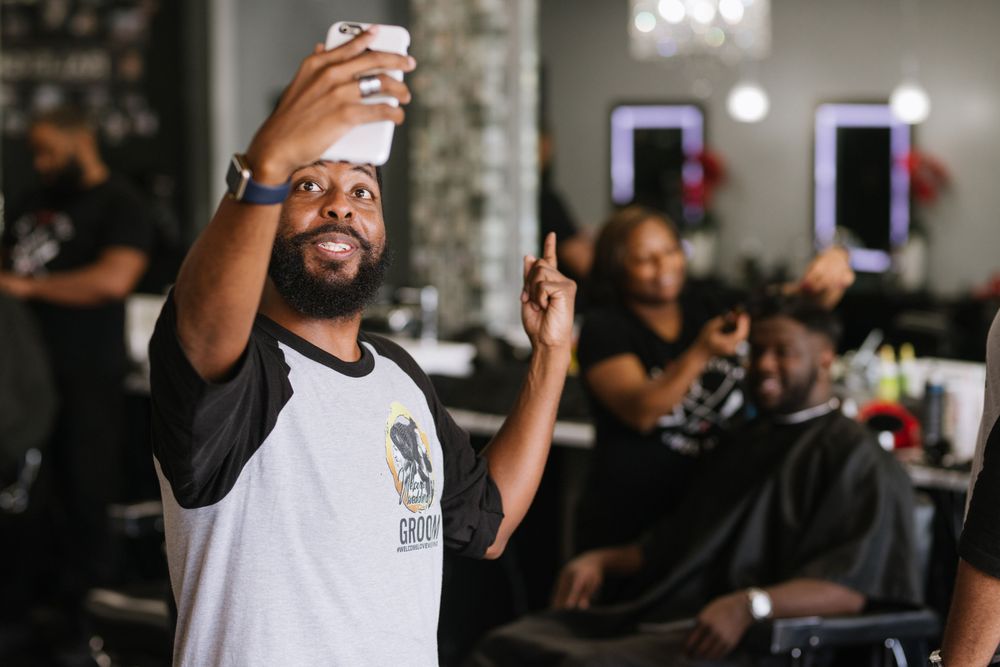 BILLIONAIRE’S BARBER SHOP MIDTOWN - 103 Photos & 12 Reviews - Barbers ...