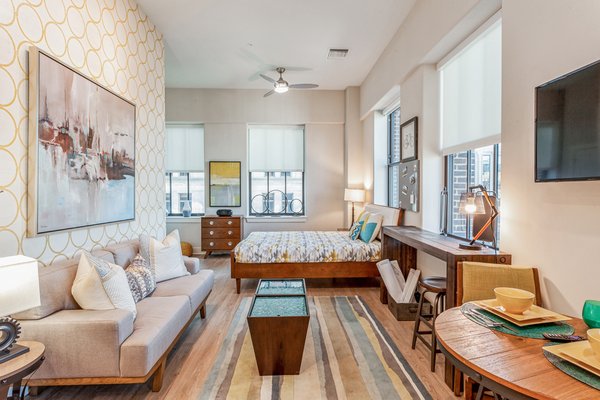 ARRIVE INNER HARBOR - Updated May 2024 - 32 Photos - 10 Light St ...