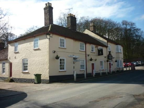TRITON INN - Updated January 2025 - Sledmere, Driffield, East Riding of ...