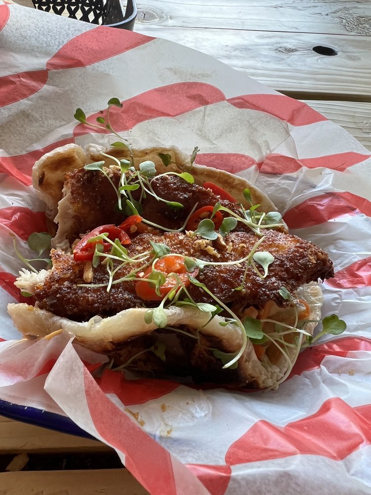 THE BACH - Updated September 2024 - 10 Photos - 31 Meadowside, Dundee ...