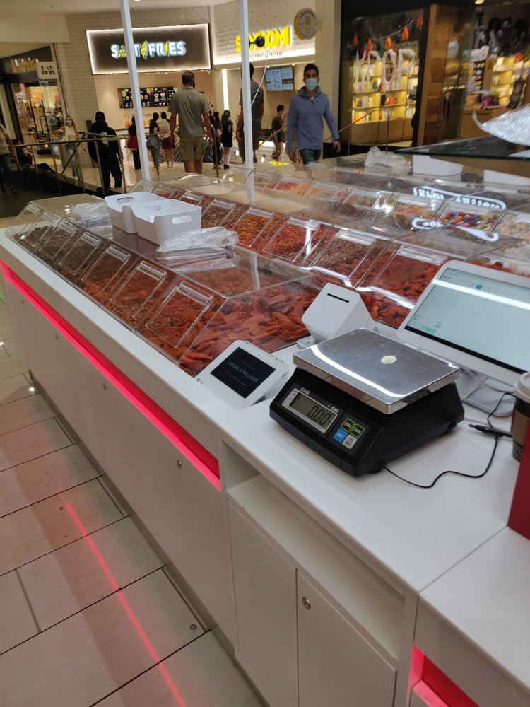 CANDY WORLD - Updated December 2025 - 2100 Galleria Way, Glendale ...