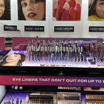 ULTA BEAUTY - Updated January 2026 - 362 Photos & 555 Reviews - 7881 ...